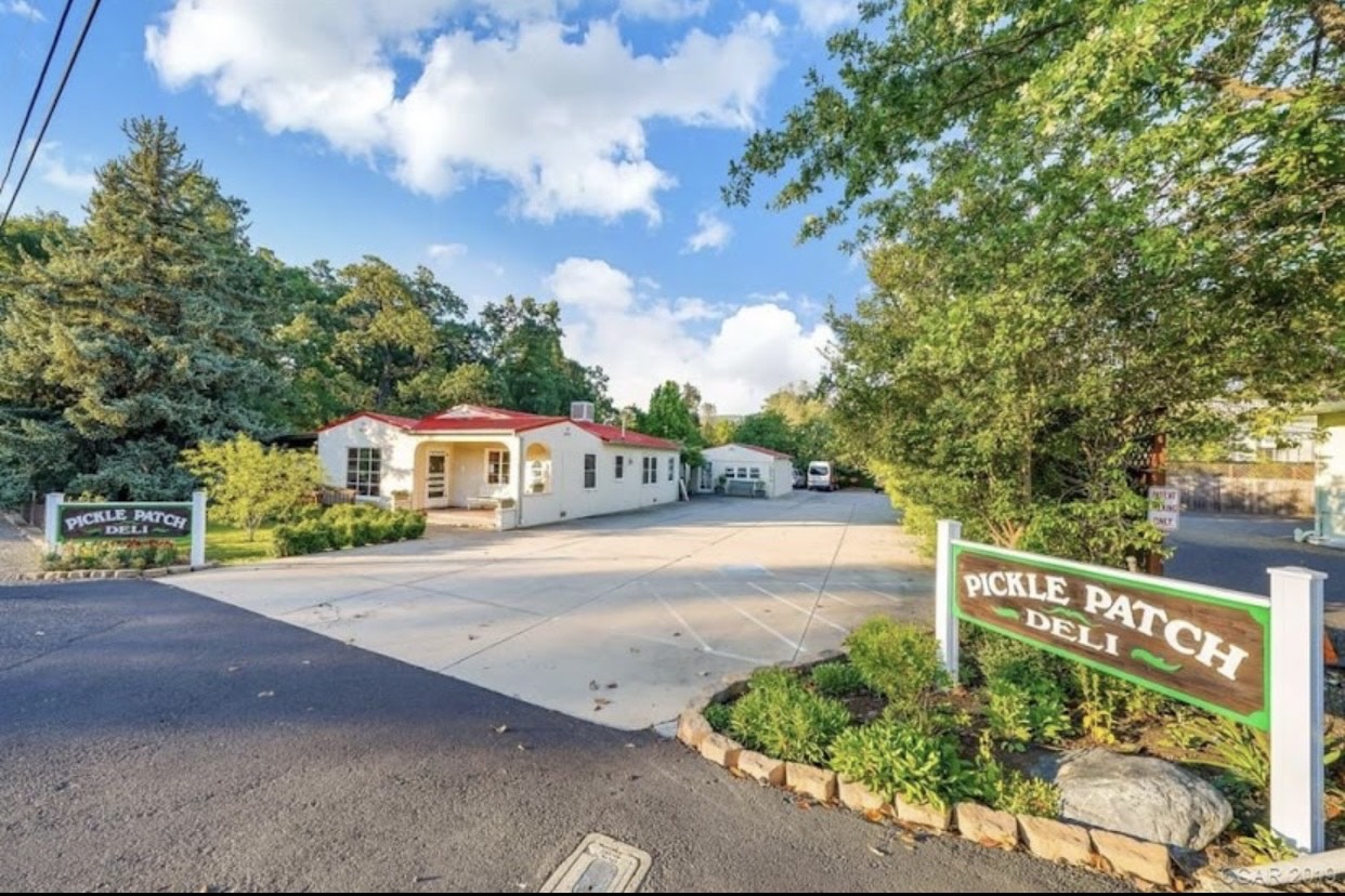 A Porch for the Pickle Patch - Blue Dog Beverage - Restaurants and Eateries